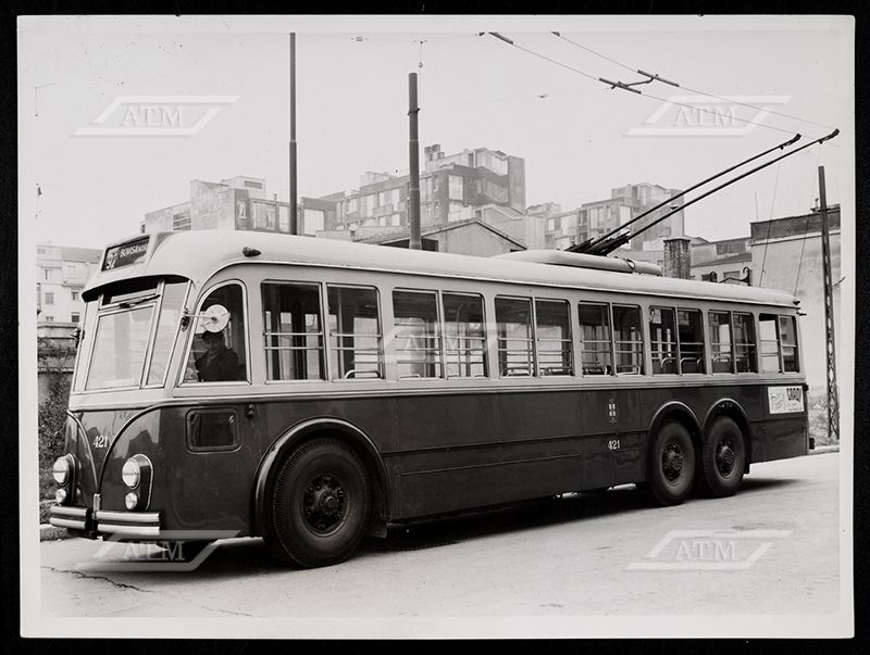 Filobus a tre assi Fiat 672 F/132, carrozzeria Cansa, n.